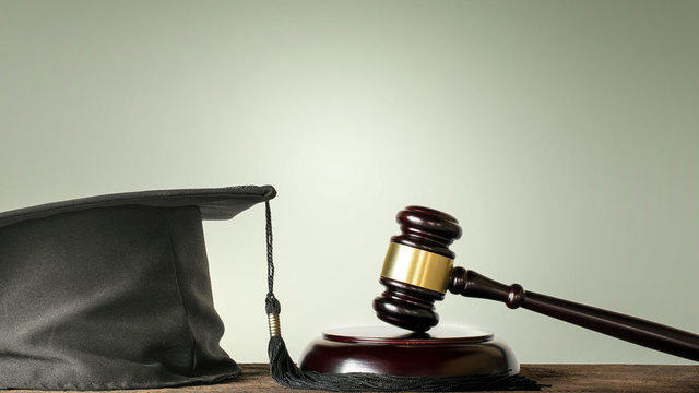 How to Become a Lawyer | The Skills & Training You Need